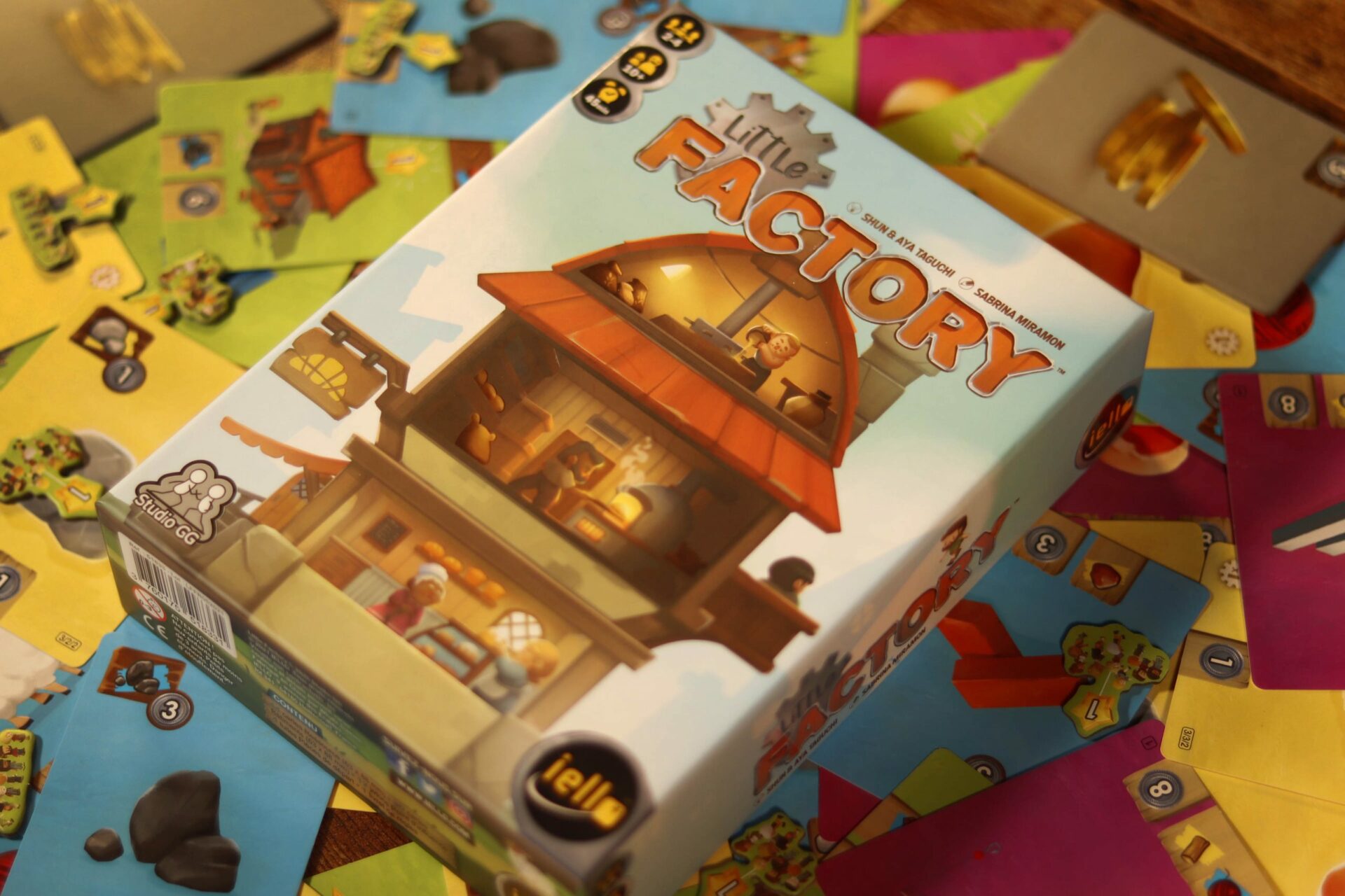 Little Factory - IELLO