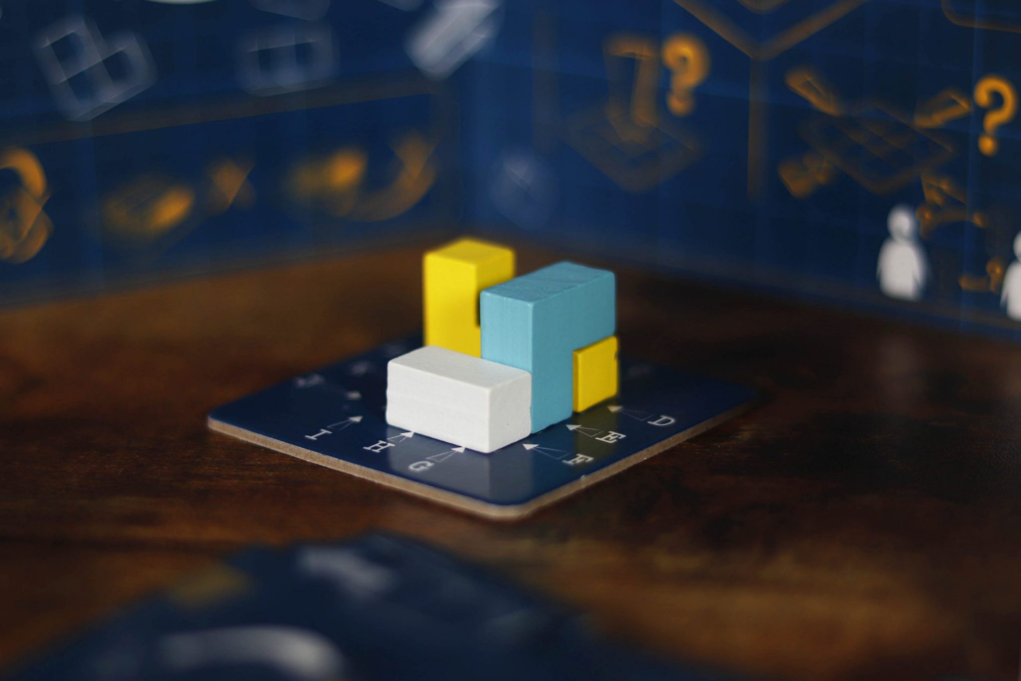 Break the Cube - IELLO