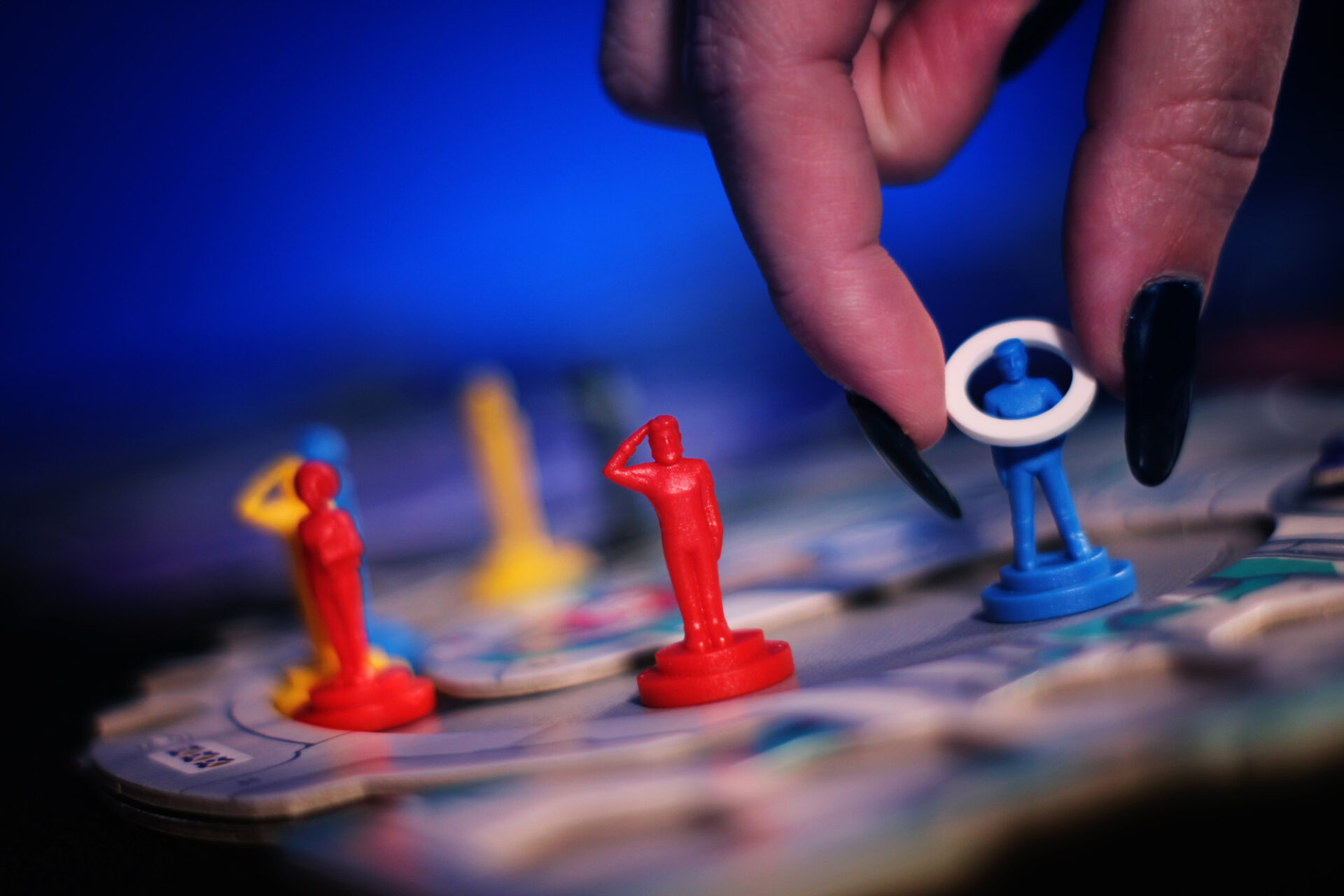 Le Meeple Jaune livre son rapport de mission sur Starship Captains - IELLO